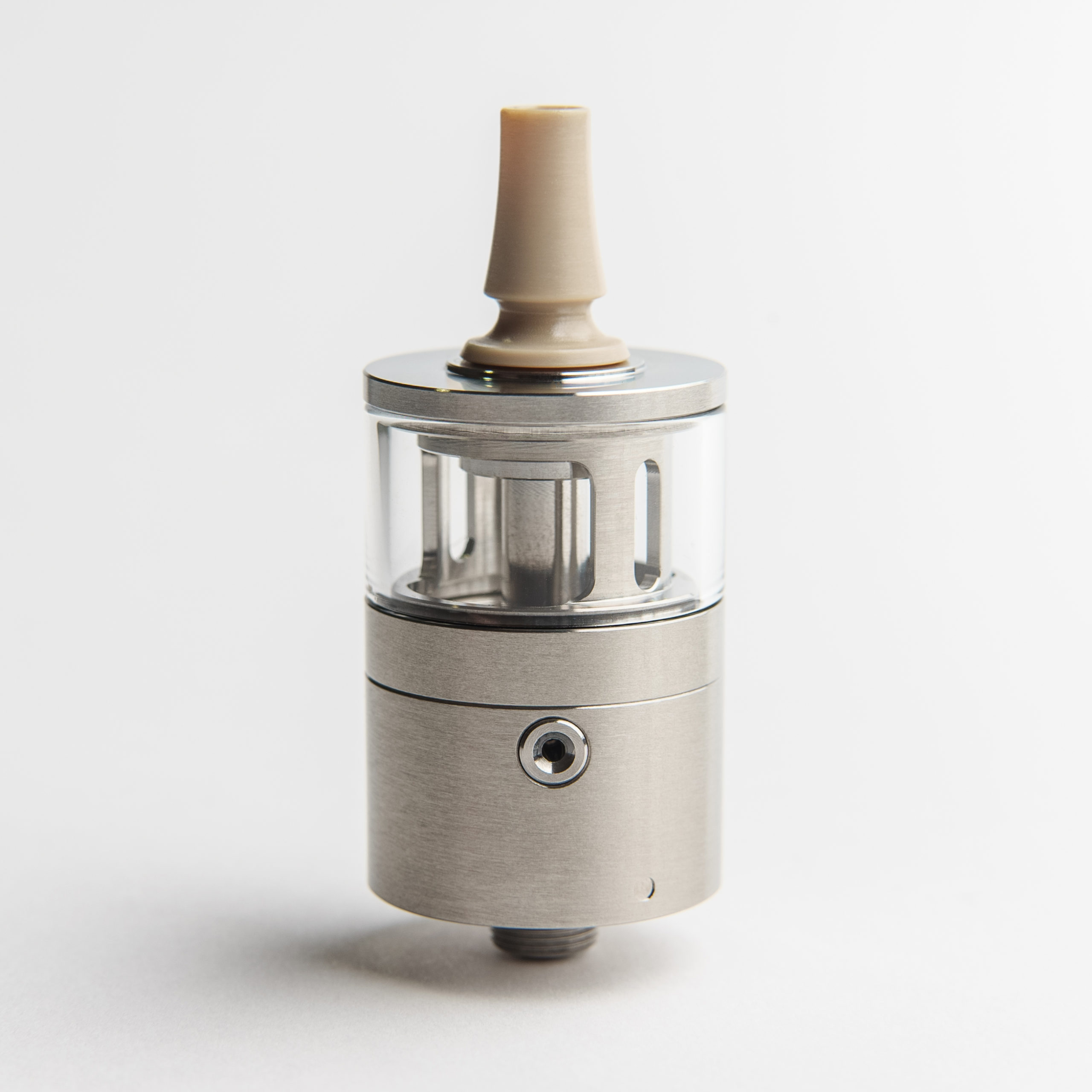 Diplomat MTL RTA Madison Drip Tip Peek - Centenary Mods - Atelier del ...